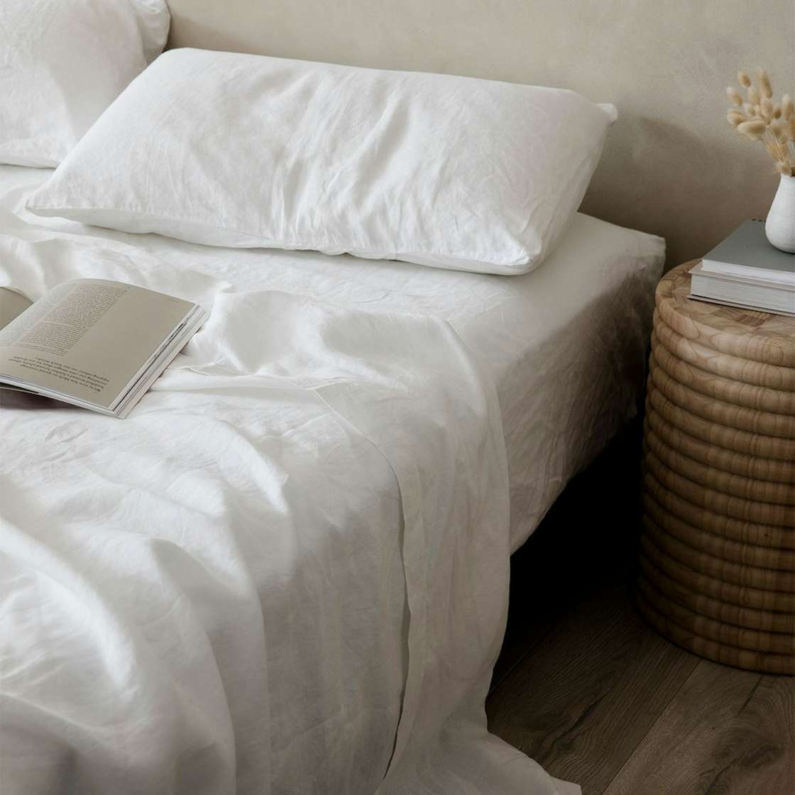 Keep It Classic With the Best White Linen Sheet Sets You Can Buy Online ...