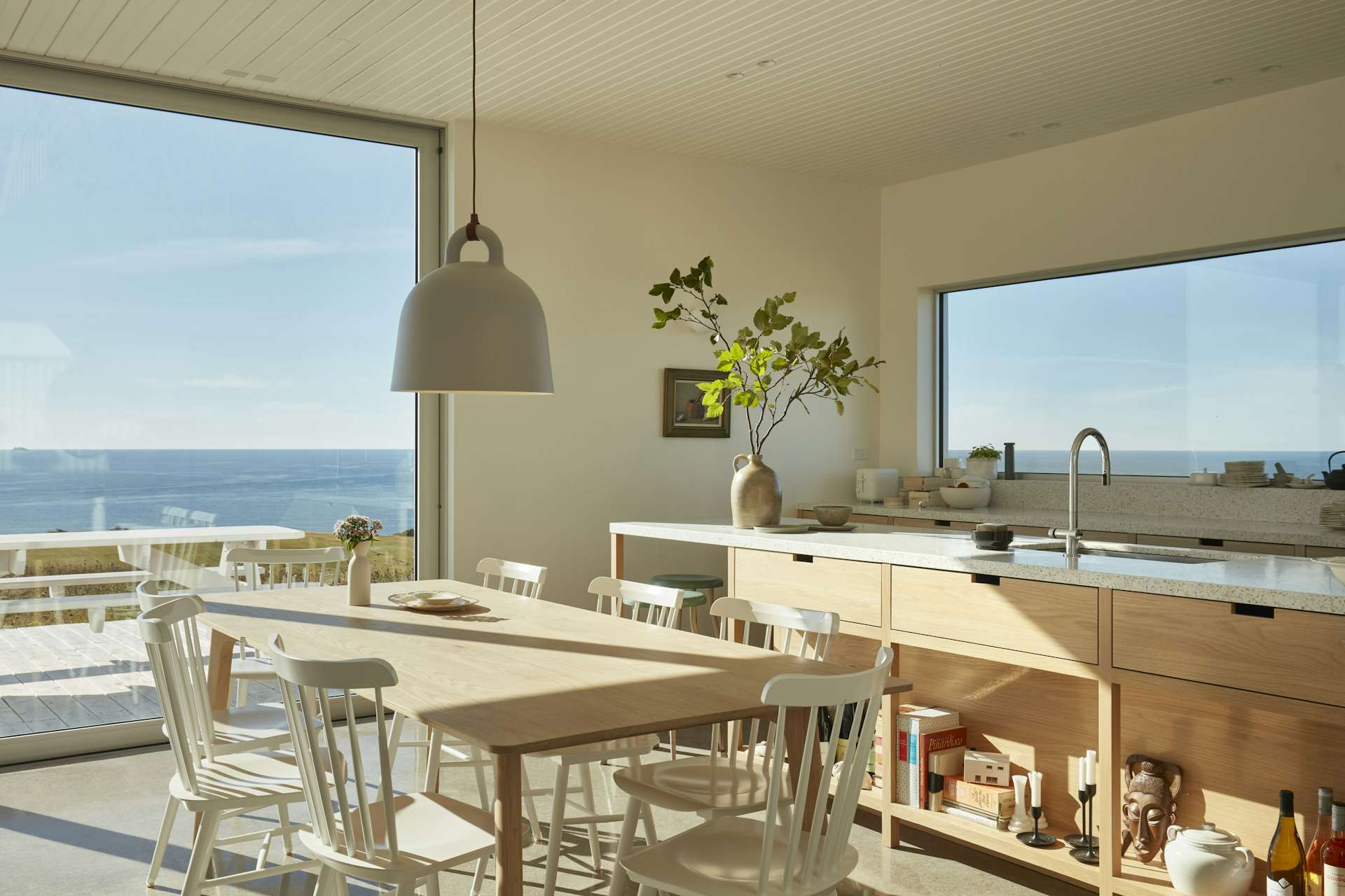 Photo 6 of 11 in A Couple’s Getaway on a Windswept Island in Quebec ...