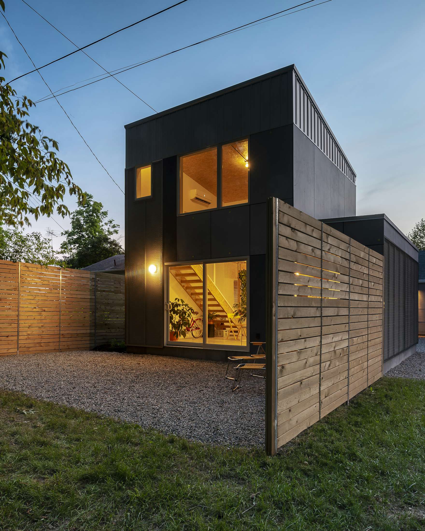 Photo 1 of 44 in 22 ADU Floor Plans That Make the Most of the Backyard ...