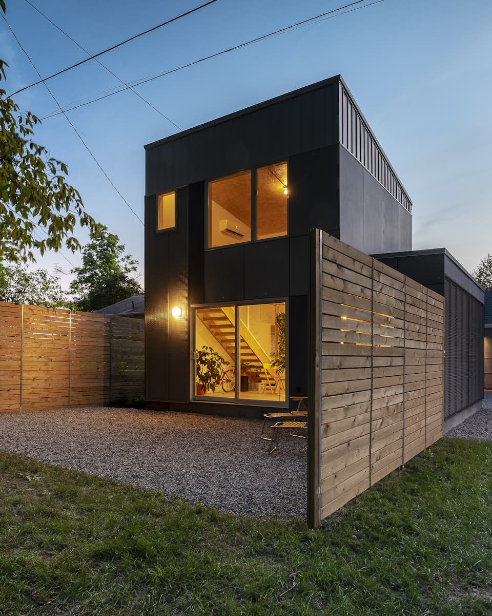 Photo 1 of 44 in 22 ADU Floor Plans That Make the Most of the Backyard ...