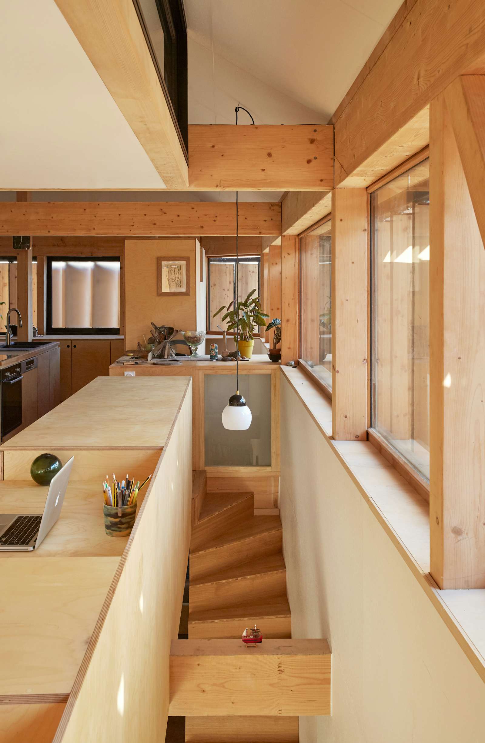 Photo 6 of 15 in An Eccentric Facade Turns Heads at This House Outside ...