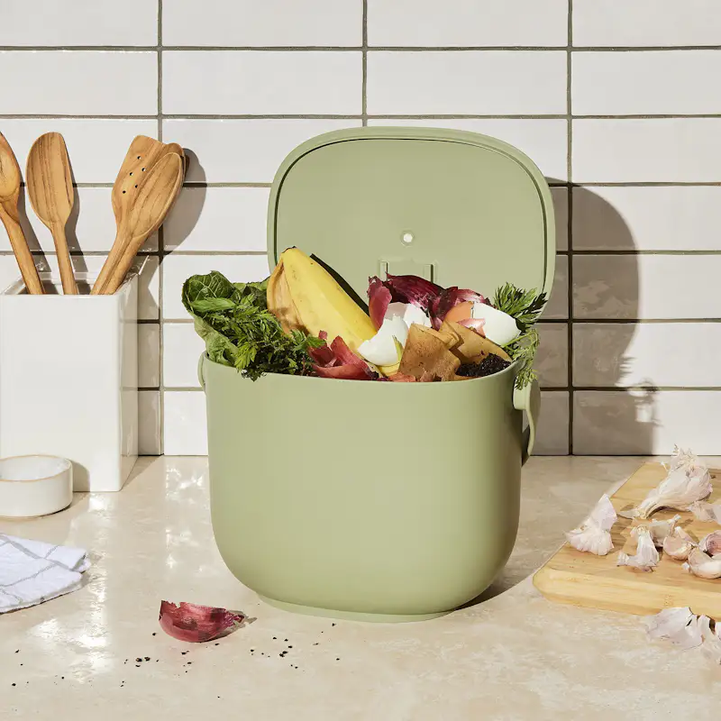Best Countertop Compost Bins 2022 - Dwell