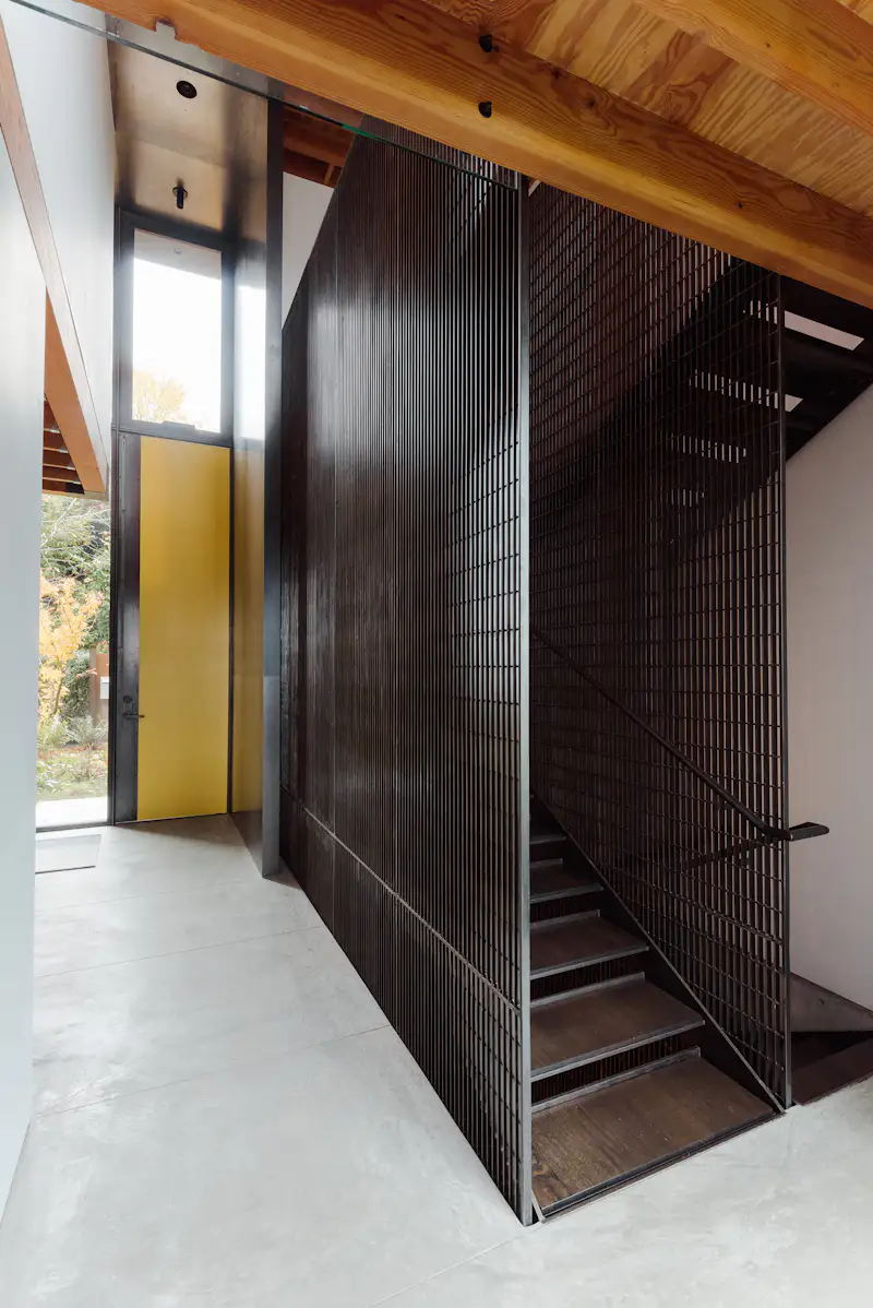 A Seattle Inventor’s Home Does Double Duty as a Working Laboratory - Dwell