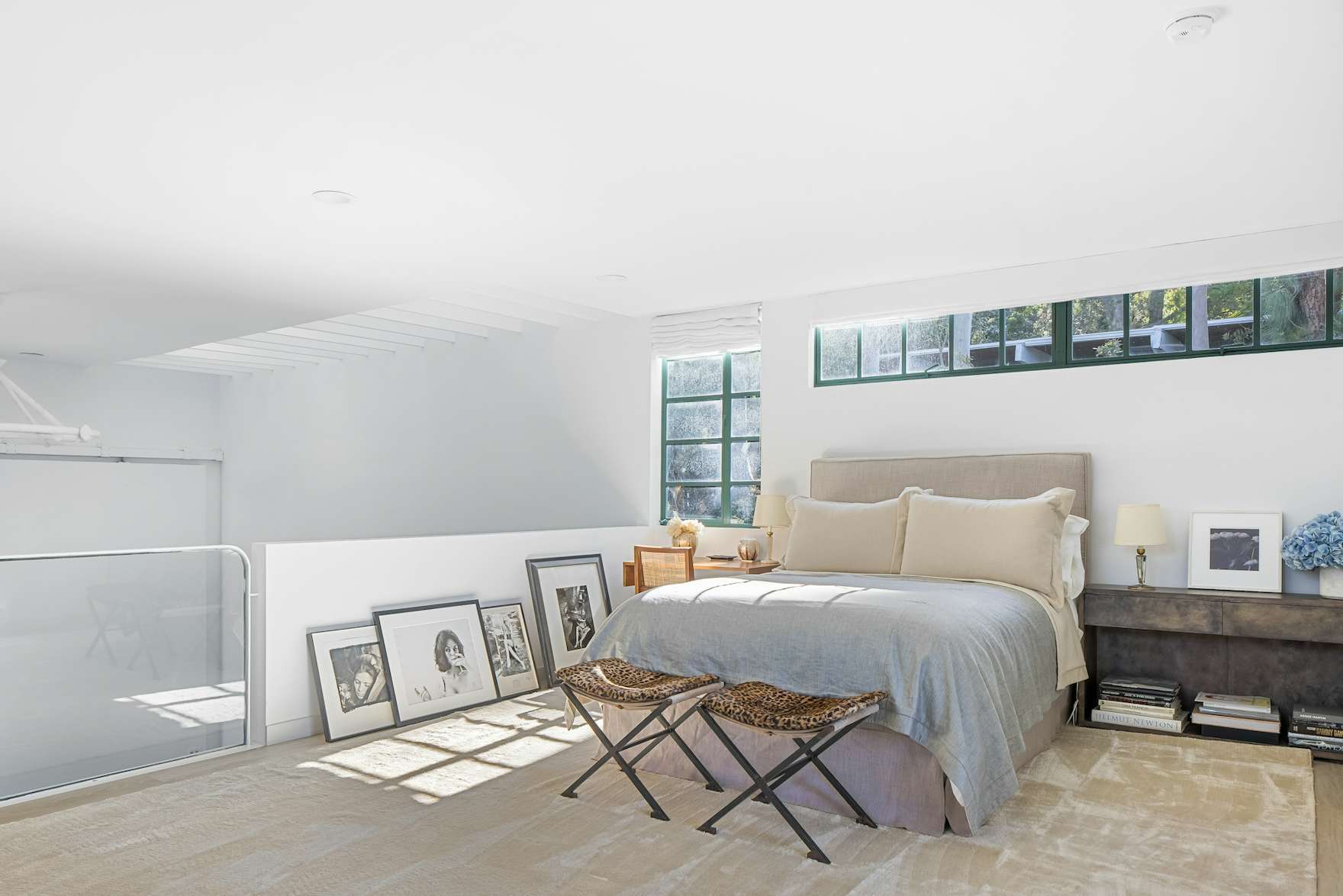 Photo 9 of 11 in Richard Neutra’s Boxcar-Style Loring House Lists for ...