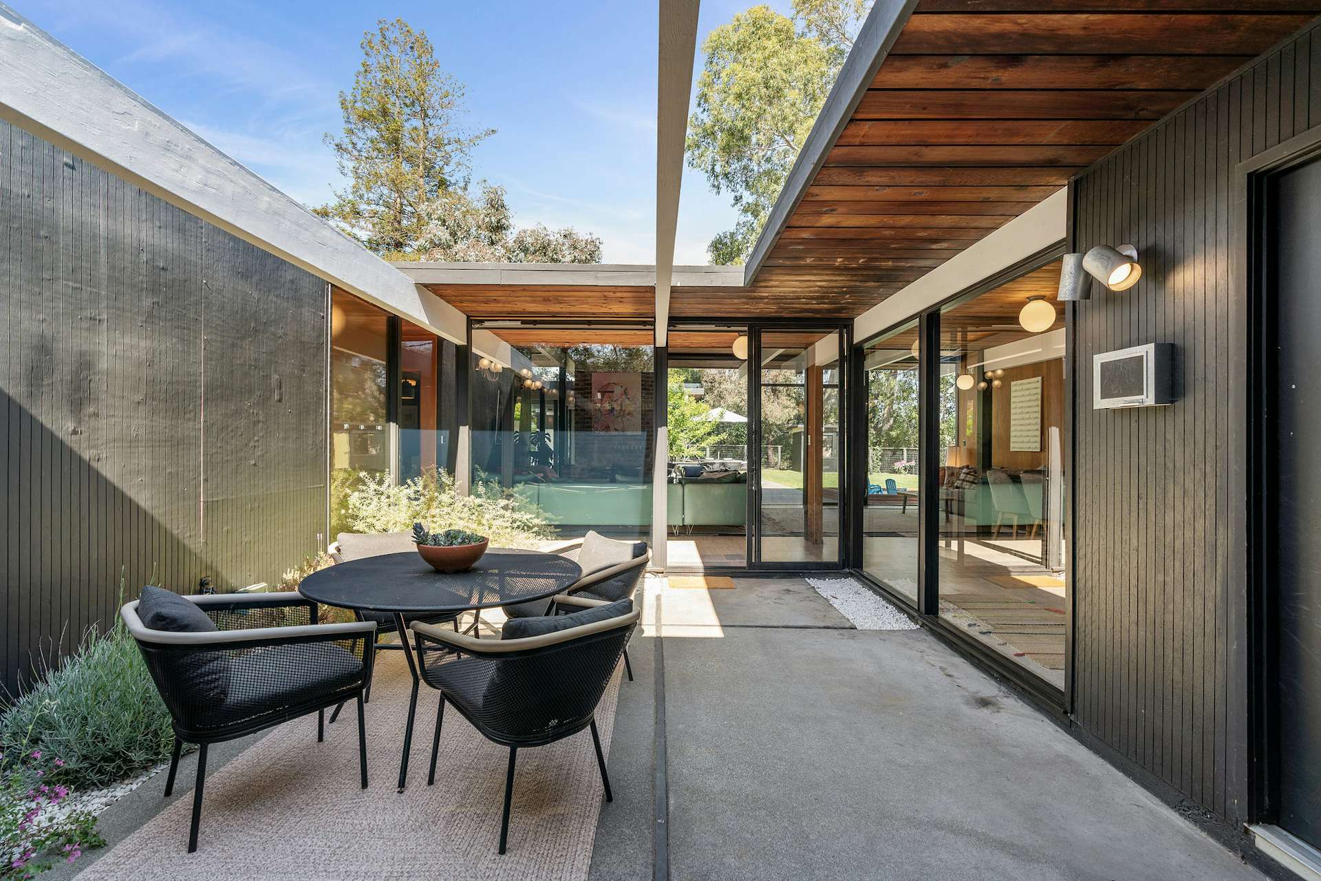 Photo 17 of 19 in The Largest Eichler in the East Bay Lists for $2.65M ...