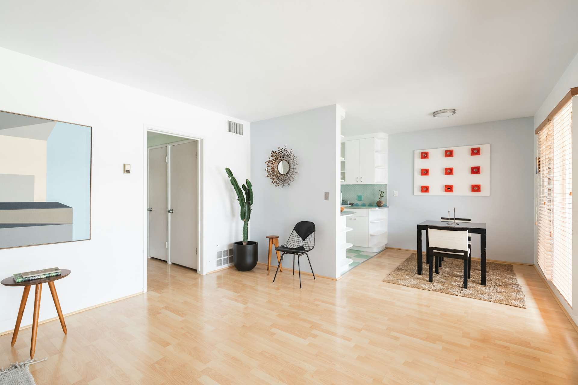 Photo 2 of 10 in An Airy Apartment Inside a Midcentury Hollywood ...