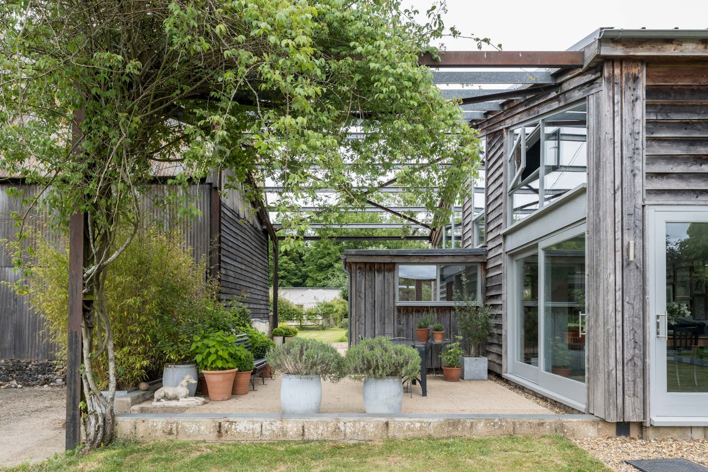 Photo 1 of 9 in A Charming Farmhouse Just Came to Market in the English ...