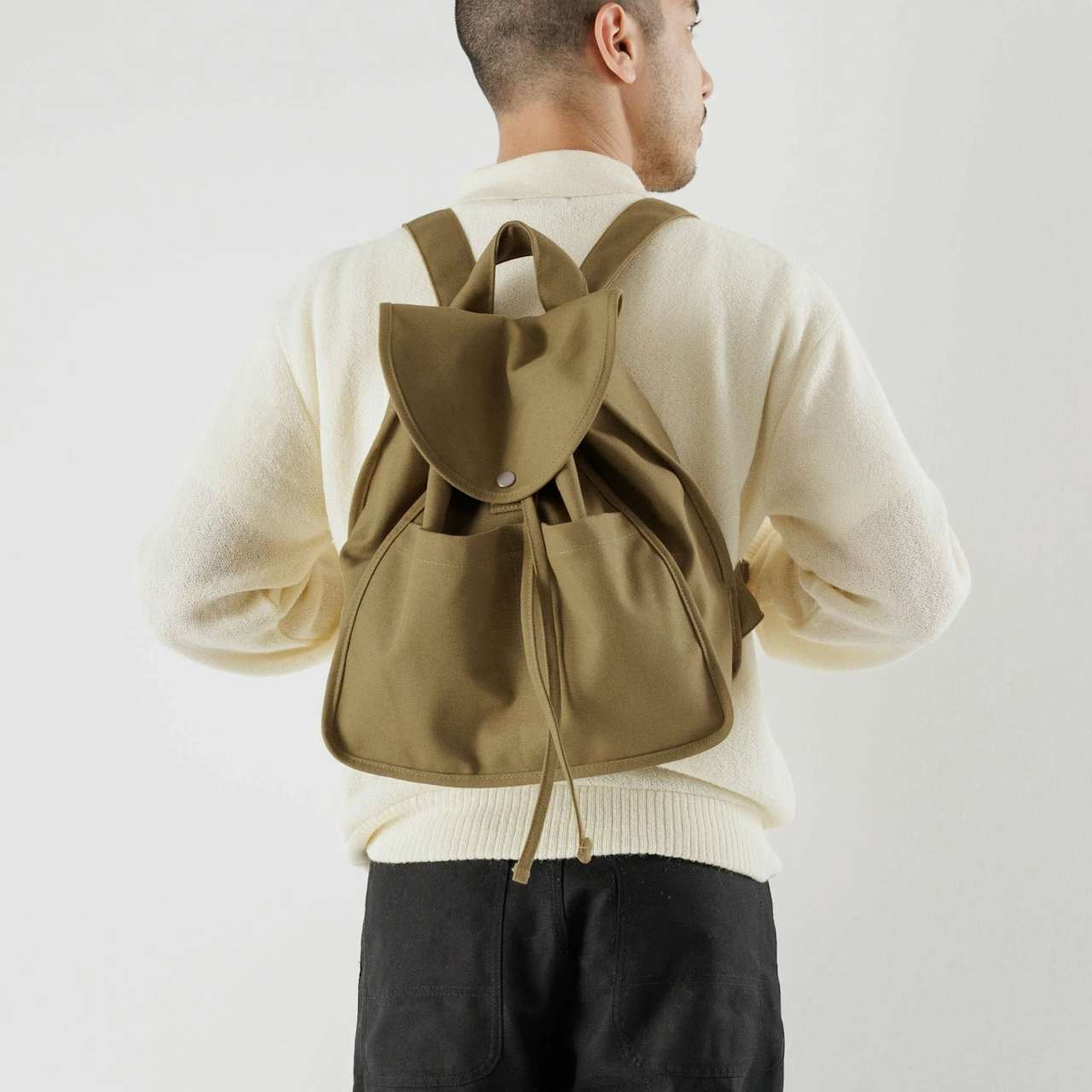 11 Snazzy and Ultra-Functional Backpacks Under $100 - Dwell