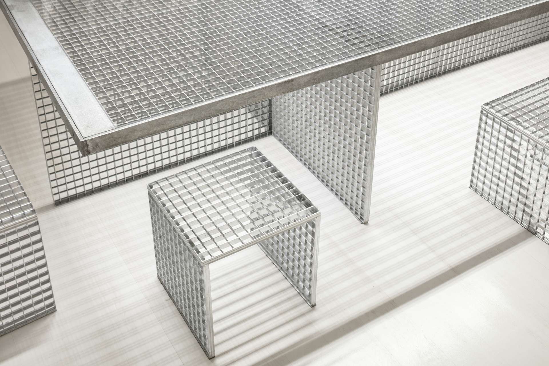 This Metallic Office Space in Munich Is an Underground Party Waiting to ...