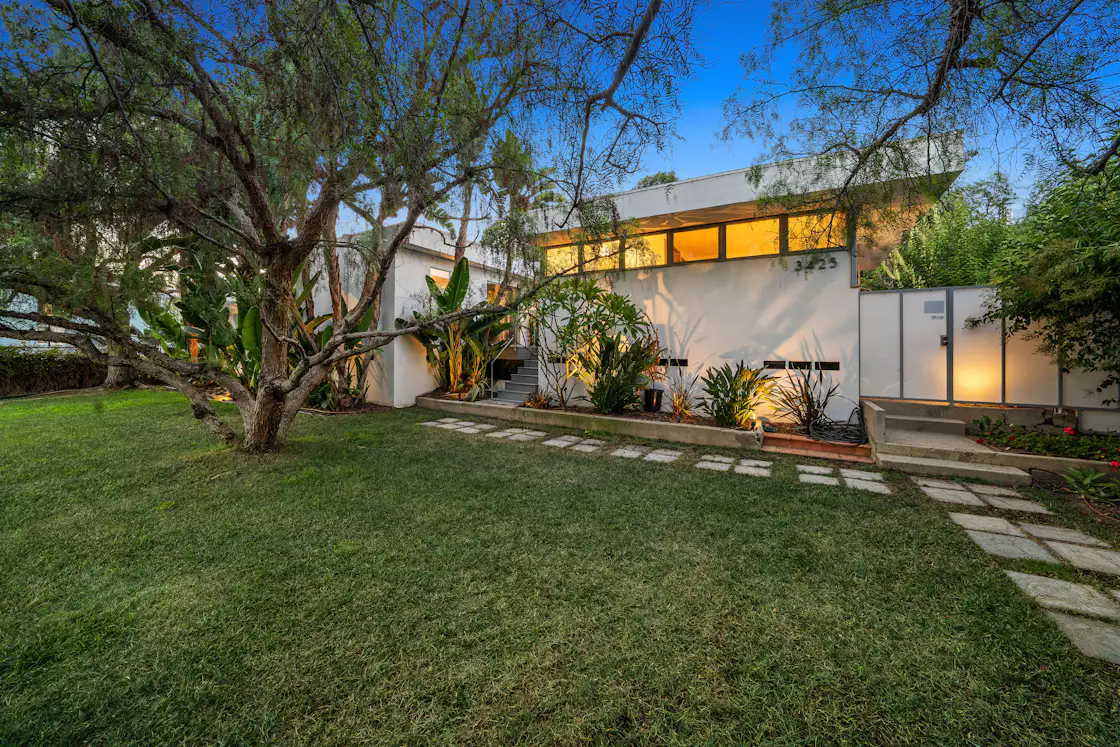 Photo 9 of 11 in The Legendary Lukens House Is Up for Grabs Again in ...
