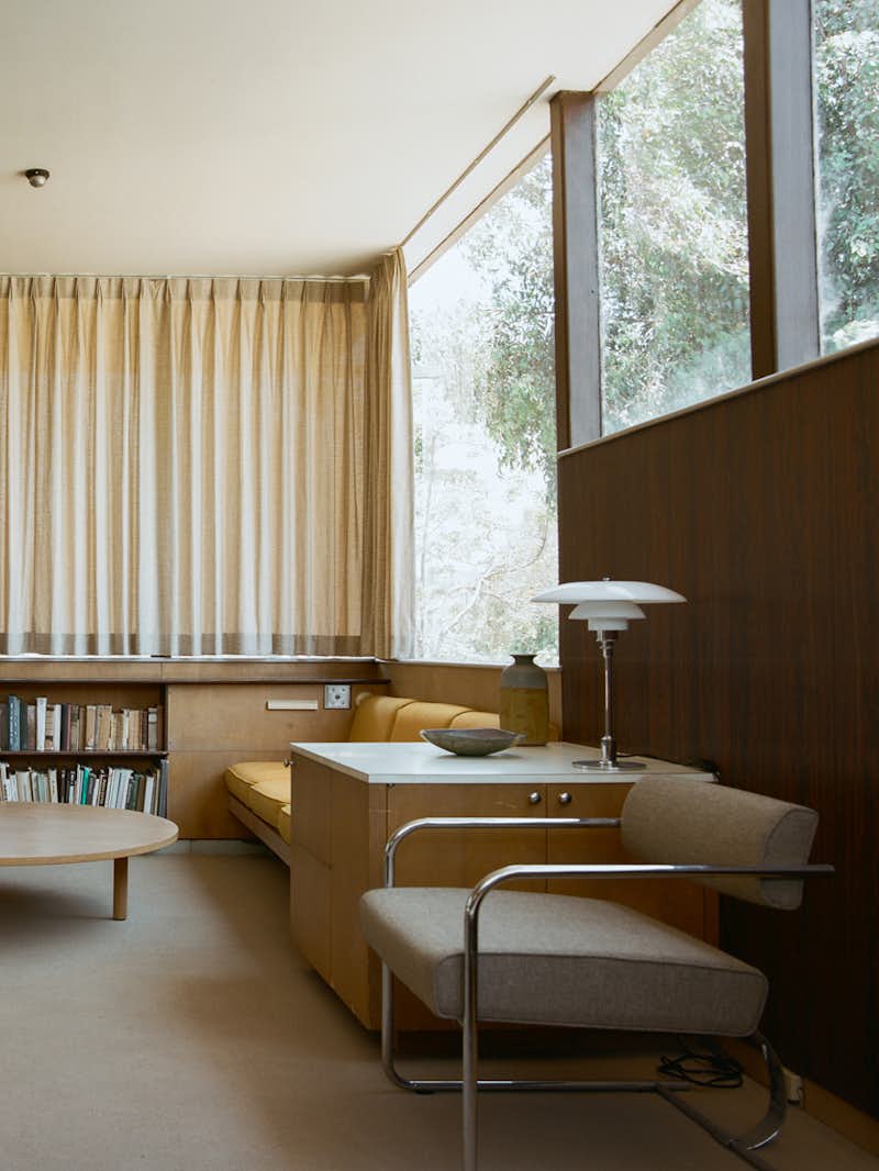 Step Inside Richard Neutra’s VDL House—From the Comfort of Your ...