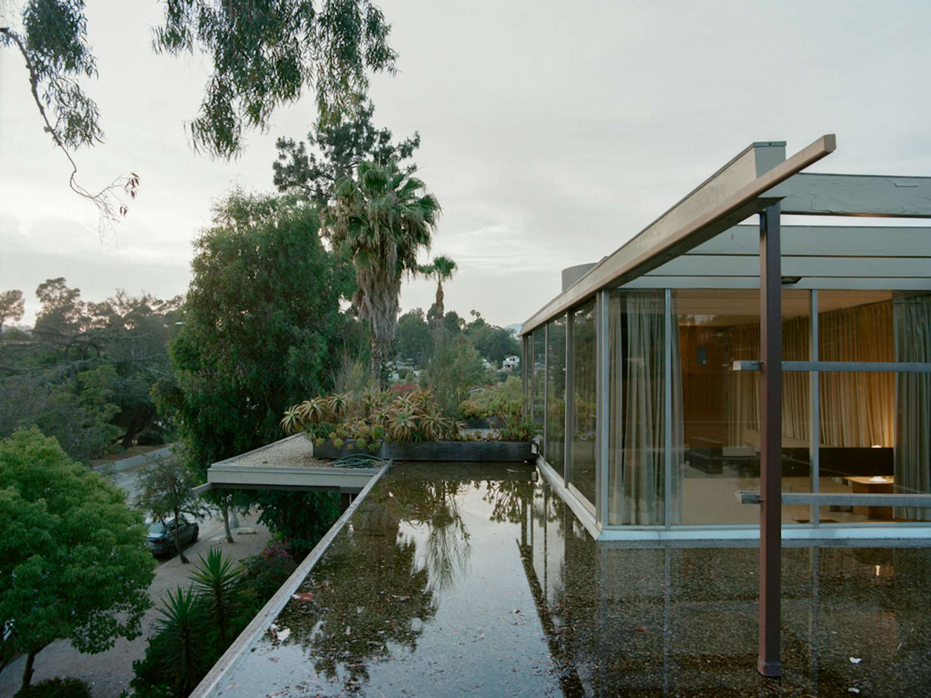 Photo 15 of 15 in Step Inside Richard Neutra’s VDL House—From the ...