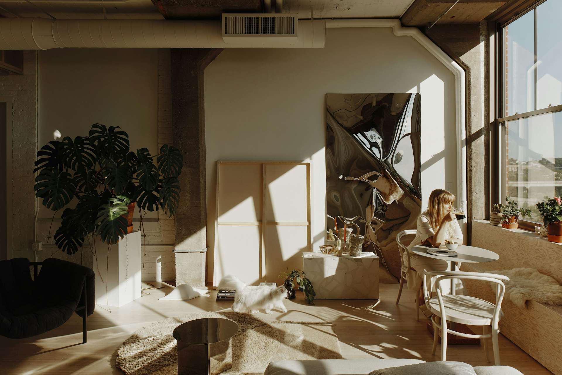 Photo 5 of 16 in An Architect Couple Give a Loft in a Former Light Bulb ...