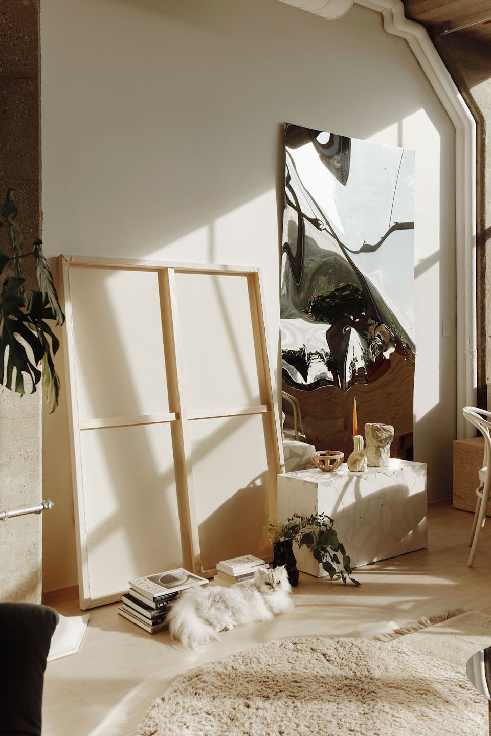 An Architect Couple Give a Loft in a Former Light Bulb Factory a ...