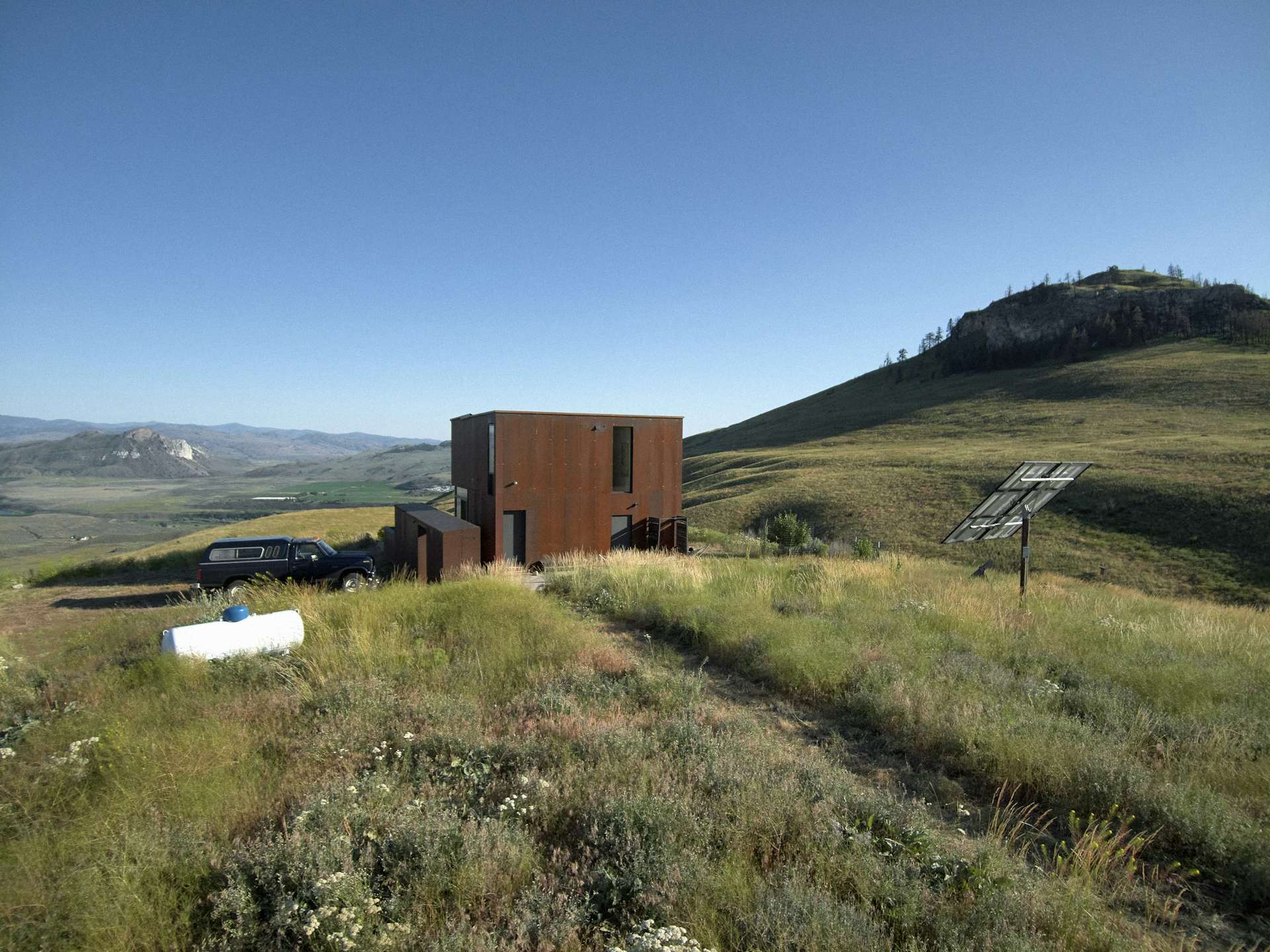 Photo 9 of 10 in An Observatory for Sky, Light, and Wind Emerges 20 ...