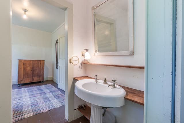 Photo 8 of 10 in This 1700s Home With Its Own Post Office Is a Love ...