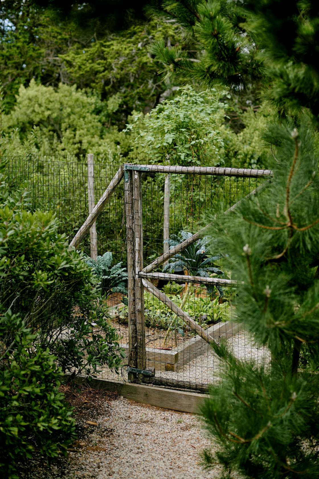 Photo 8 of 11 in This Closed-Loop Design on Long Island Provides a ...