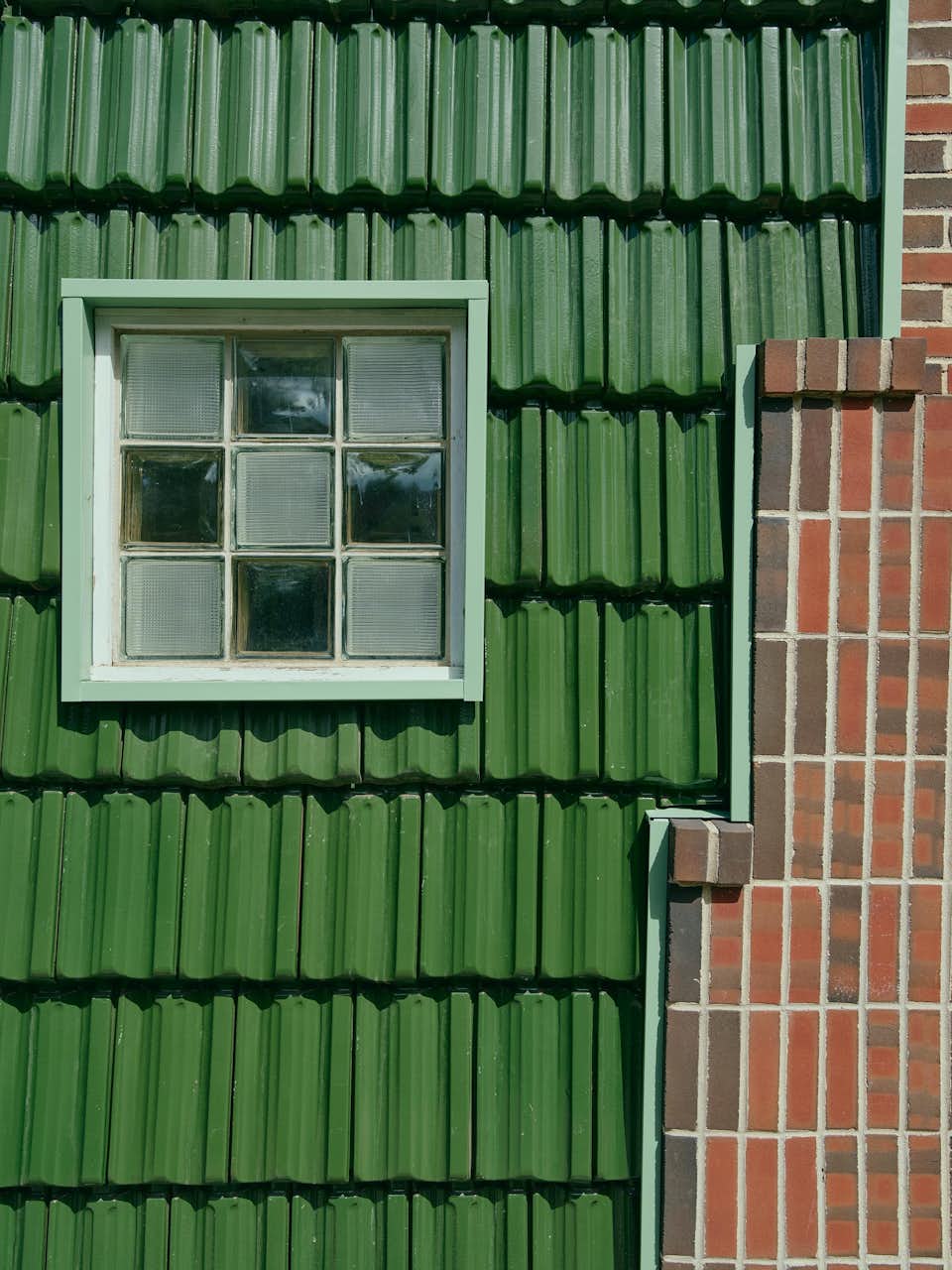 Photo 13 of 15 in A New Jersey Home With a Postmodern Past Is Covered ...