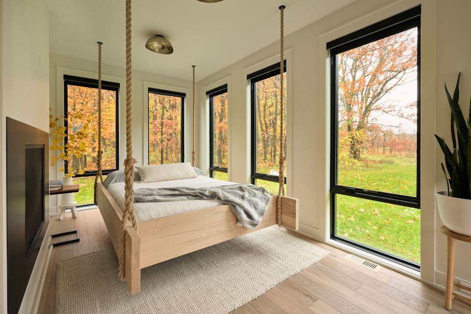 Photo 9 of 13 in This Charming Kalamazoo Farmhouse Has a High-Tech ...