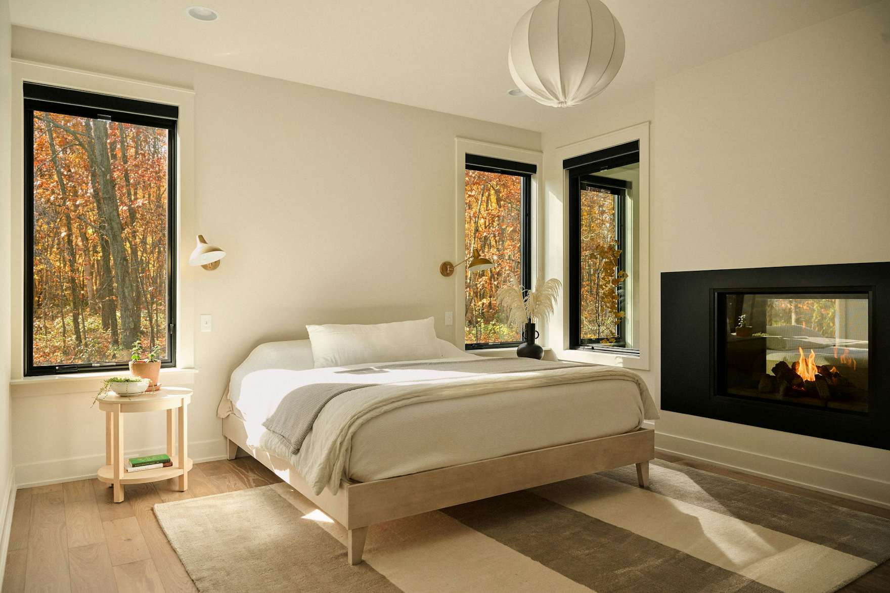 Photo 10 of 13 in This Charming Kalamazoo Farmhouse Has a High-Tech ...