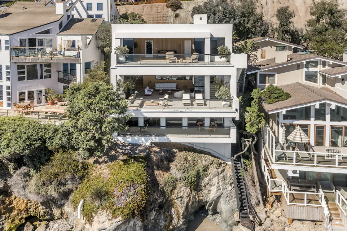 Photo 10 of 11 in Steve McQueen’s Malibu Beach House Lists for a ...