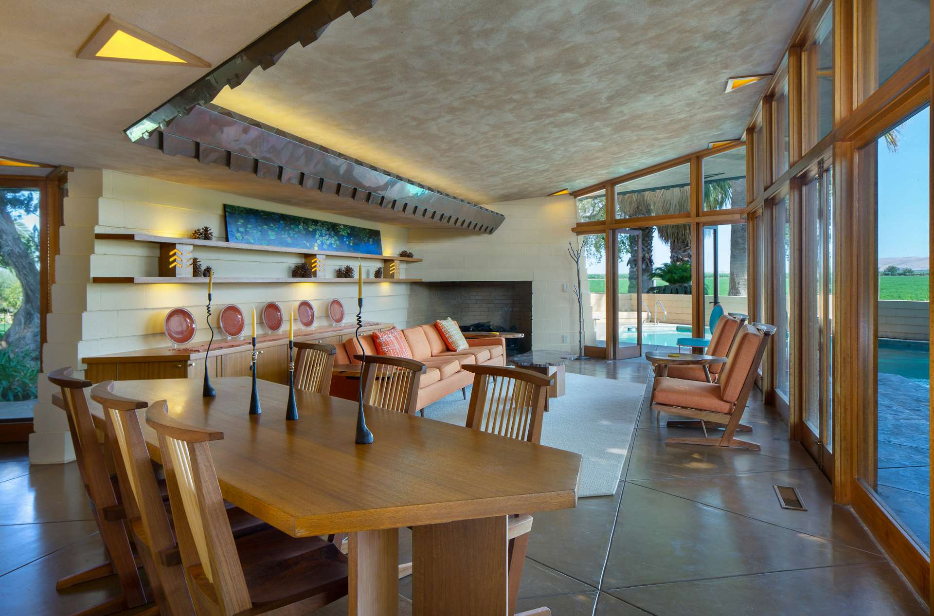 Photo 3 of 8 in Frank Lloyd Wright’s Fawcett Farm Is Back on the Market ...