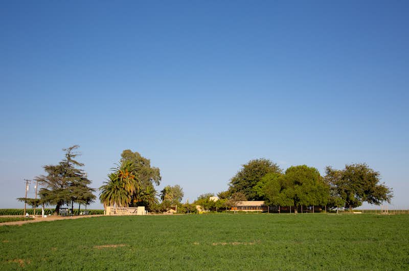 Photo 8 of 8 in Frank Lloyd Wright’s Fawcett Farm Is Back on the Market ...