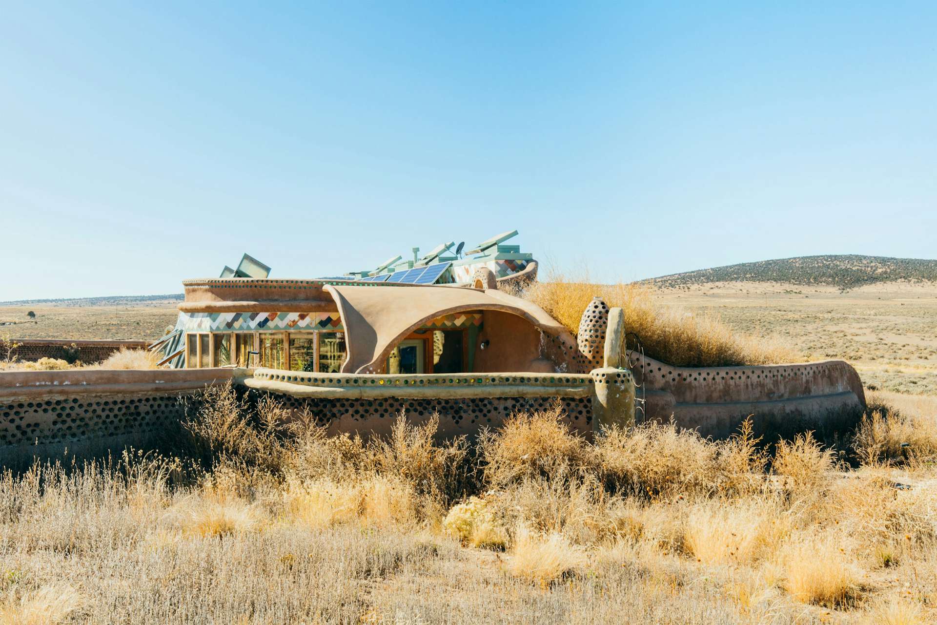 Photo 1 of 11 in A New Generation of Earthship Owners Looks for Climate ...