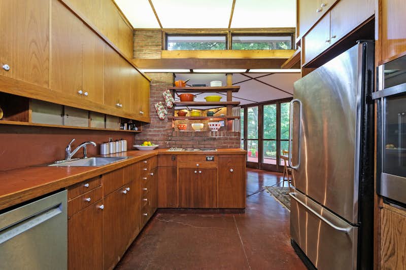 Photo 7 of 11 in A Usonian Gem 45 Minutes North of Manhattan Lists for ...