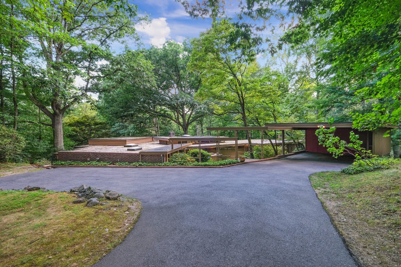 Photo 2 Of 11 In A Usonian Gem 45 Minutes North Of Manhattan Lists For photo-2-of-11-in-a-usonian-gem-45-minutes-north-of-manhattan-lists-for