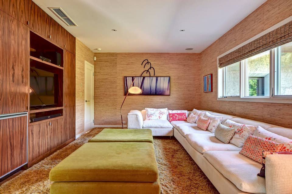 Photo 10 of 11 in A Rare Midcentury Home by Bertrand Goldberg Surfaces ...