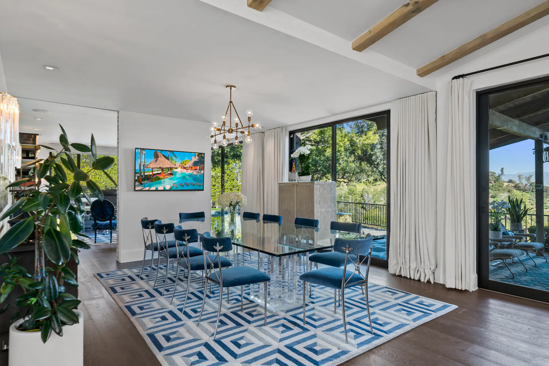 Emily Blunt and John Krasinski’s Former L.A. Home Just Hit the Market ...