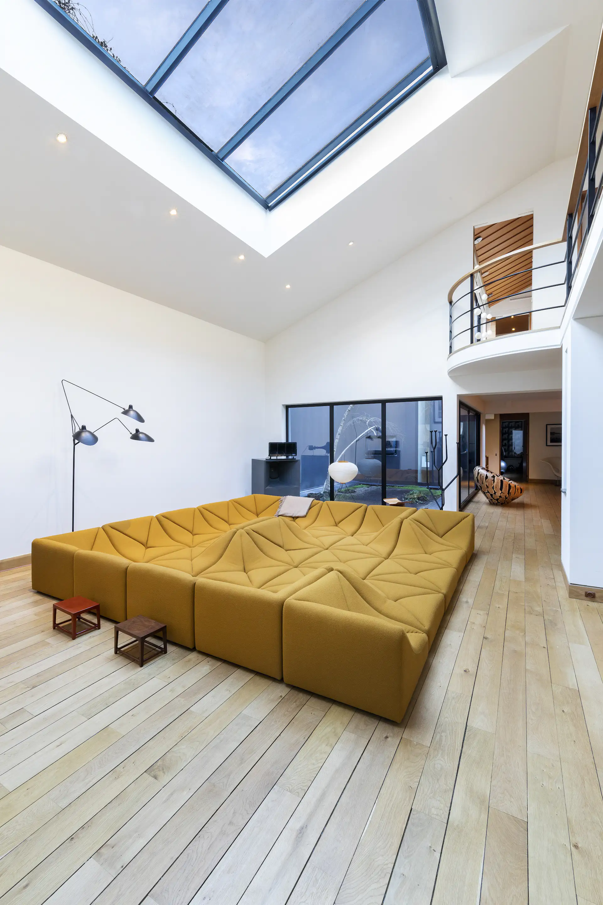 Photo 8 of 10 in The Legendary Kenzō House Lists in the Heart of Paris ...