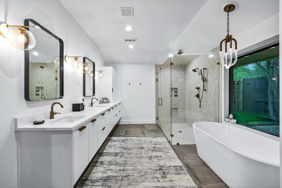 Photo 9 of 11 in After a Top-Down Revamp, a Midcentury Ranch House ...