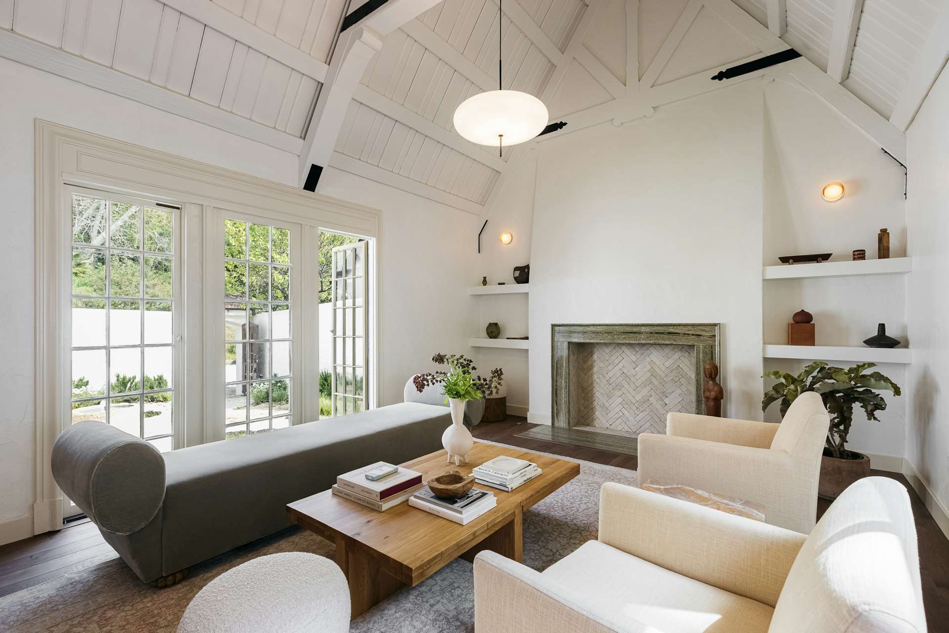 Photo 5 of 11 in Listed for $3M, This 1920s Tudor Was Once Home to a ...