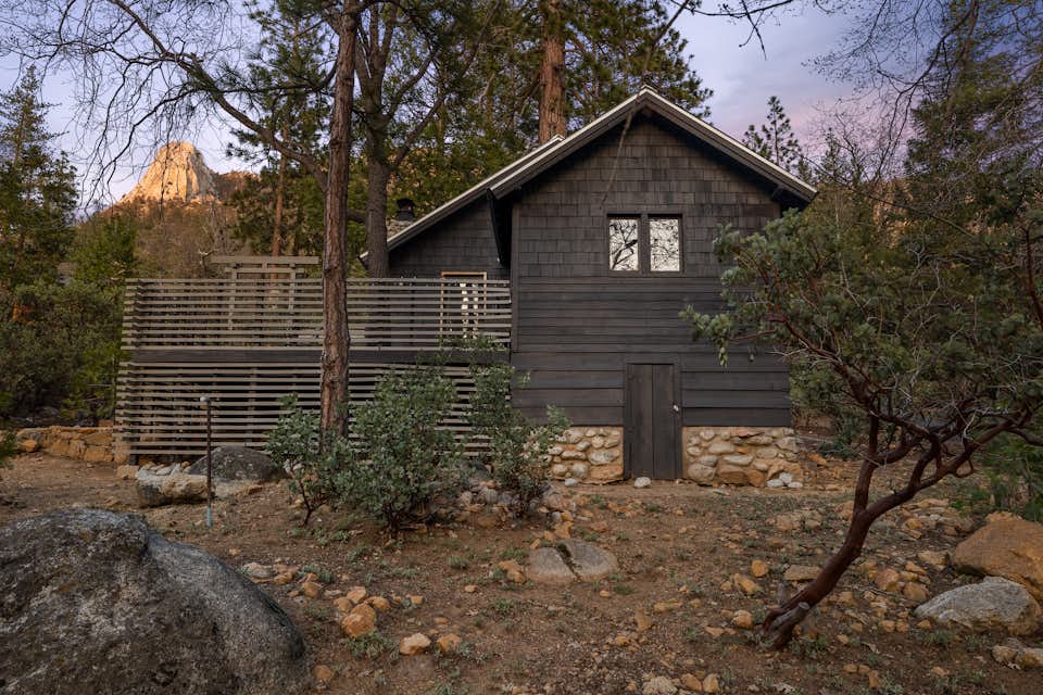 Photo 8 of 9 in Seeking $525K, This Darling Cabin Is an Idyllic Escape ...