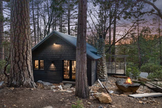 Photo 8 of 9 in Seeking $525K, This Darling Cabin Is an Idyllic Escape ...