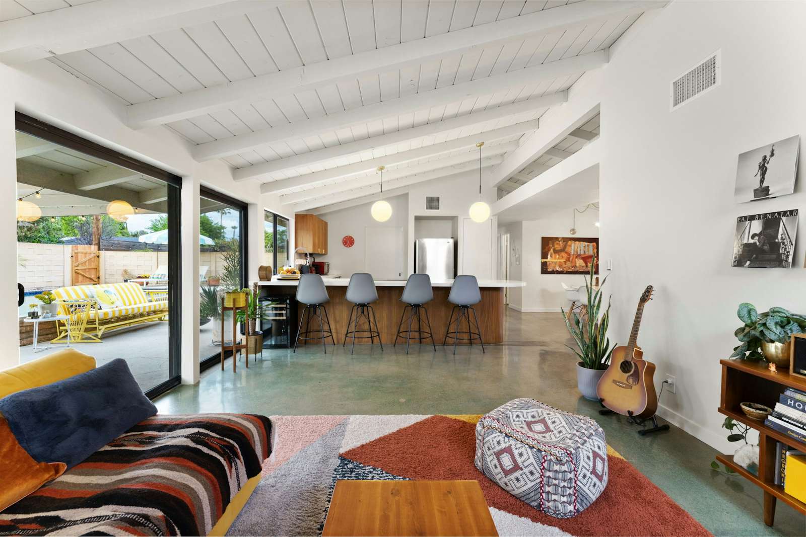 Photo 4 of 11 in Seeking $999K, This Revamped 1950s Home Radiates ...