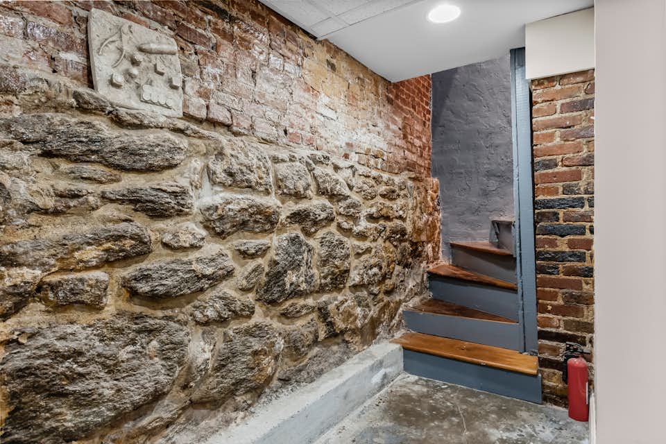 Asking $415K, This 690-Square-Foot Trinity House in Philly Is Packed ...