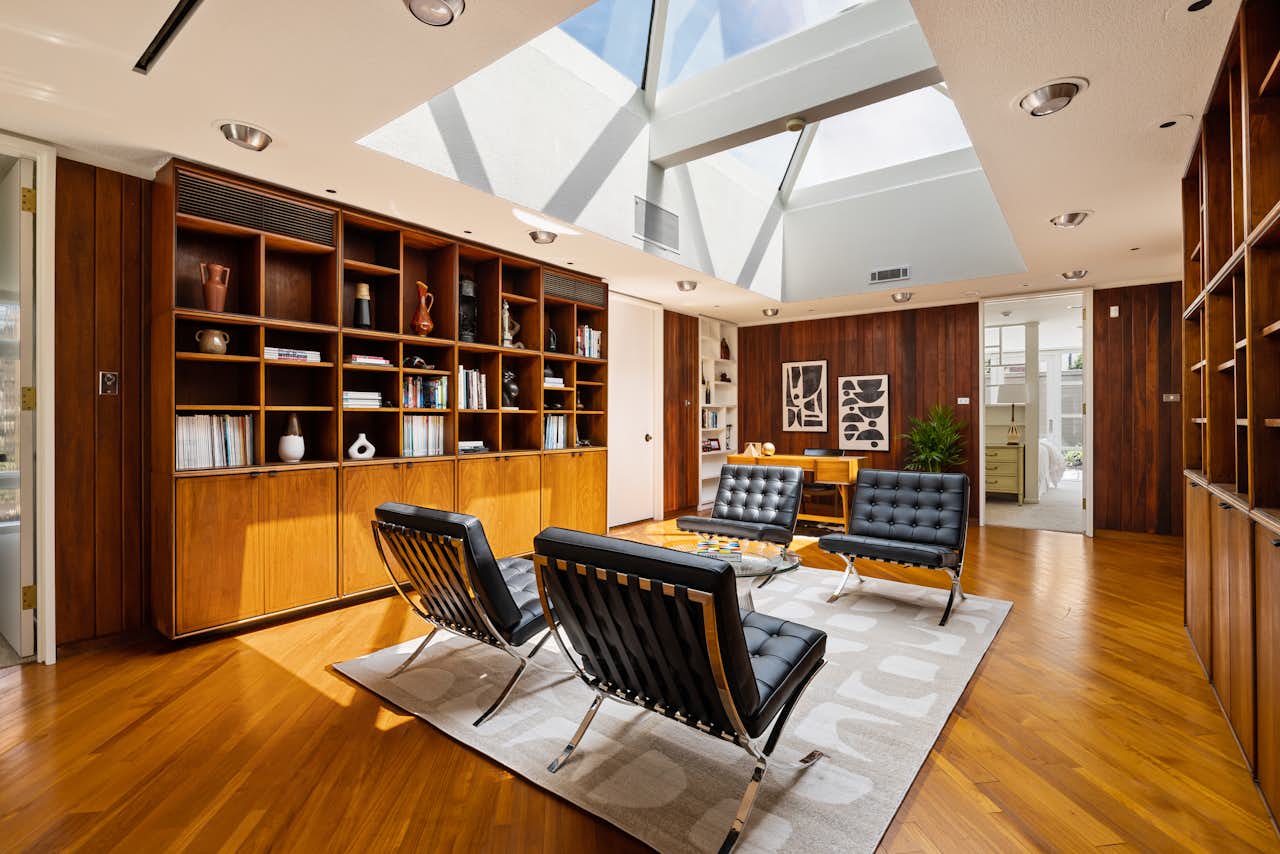 Photo 2 of 10 in The Home of Famed Furniture Designer Adrian Pearsall ...