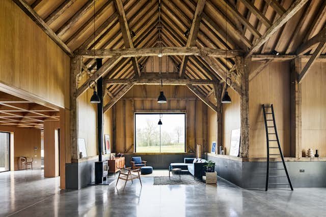 Photo 4 of 10 in For £6.3M, a Historic British Farmhouse—and Its Modern ...