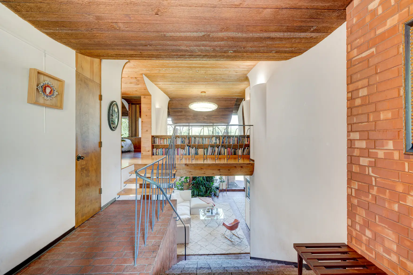 One of Oklahoma City’s Most Extraordinary Midcentury Homes Seeks $1.4M ...
