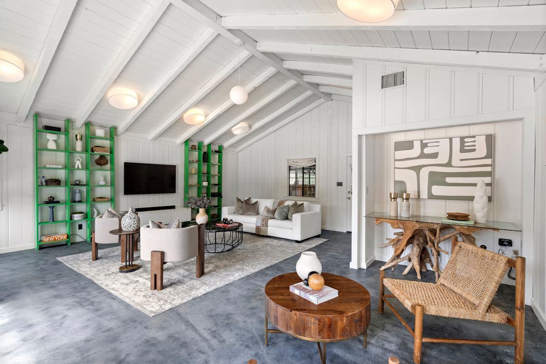 Photo 8 of 11 in Patrick Swayze’s Legendary “Rancho Bizarro” Hits the ...