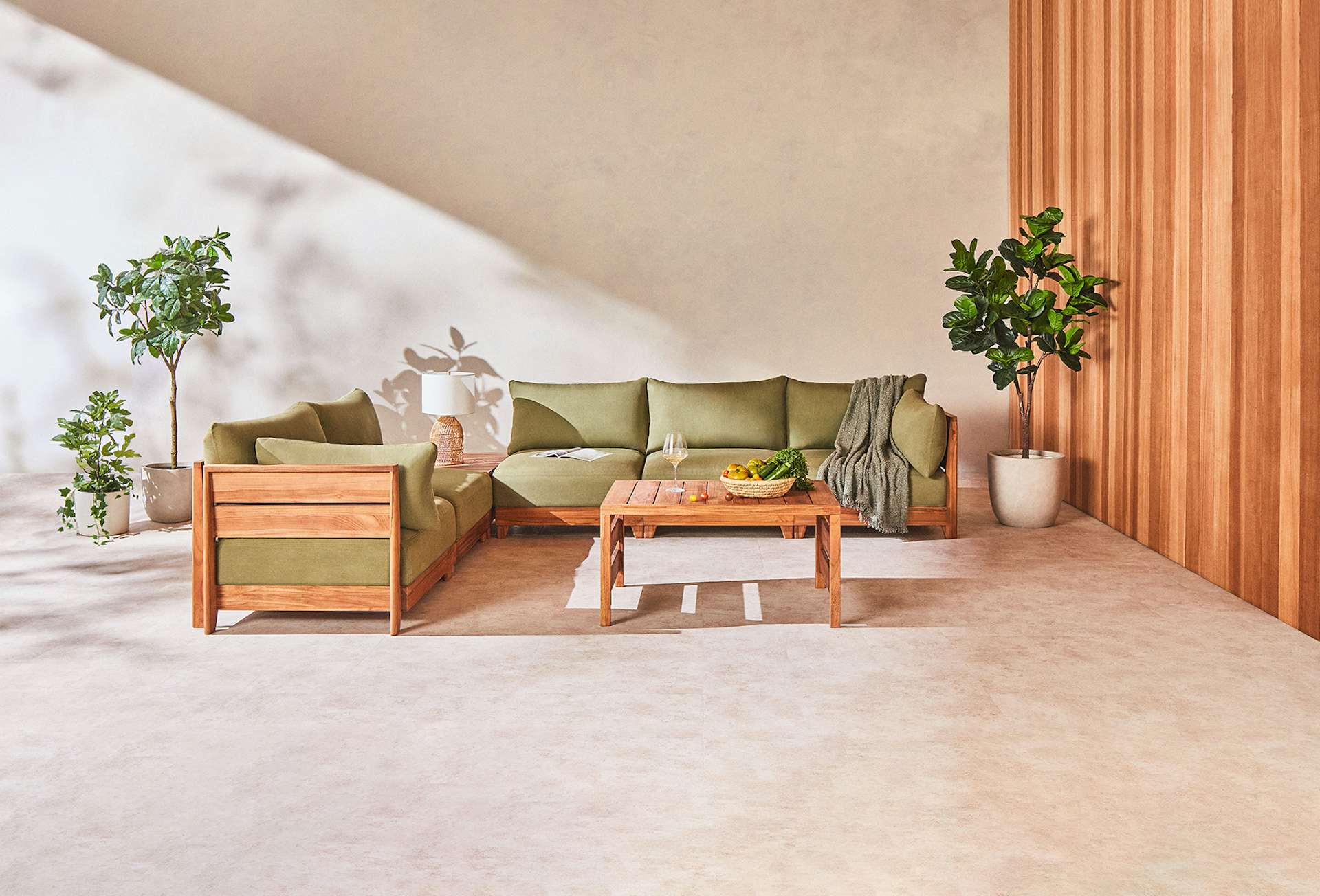 This Durable Outdoor Furniture Makes Al Fresco Living a Breeze - Dwell