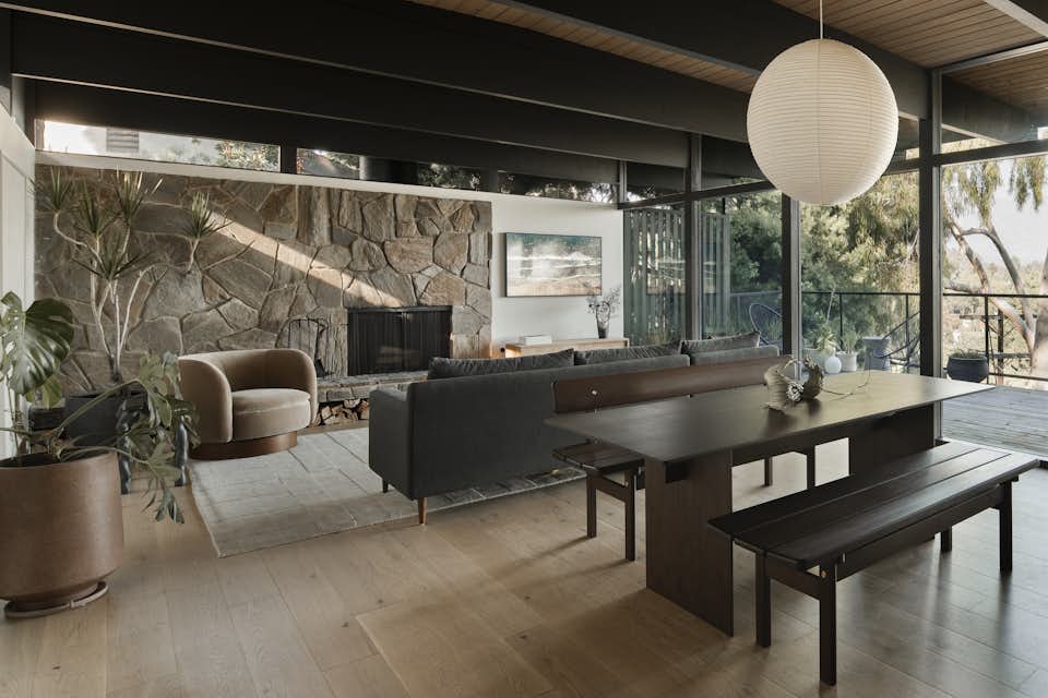 Photo 2 of 9 in In Pasadena, a Moody Buff & Hensman Midcentury Hits the ...