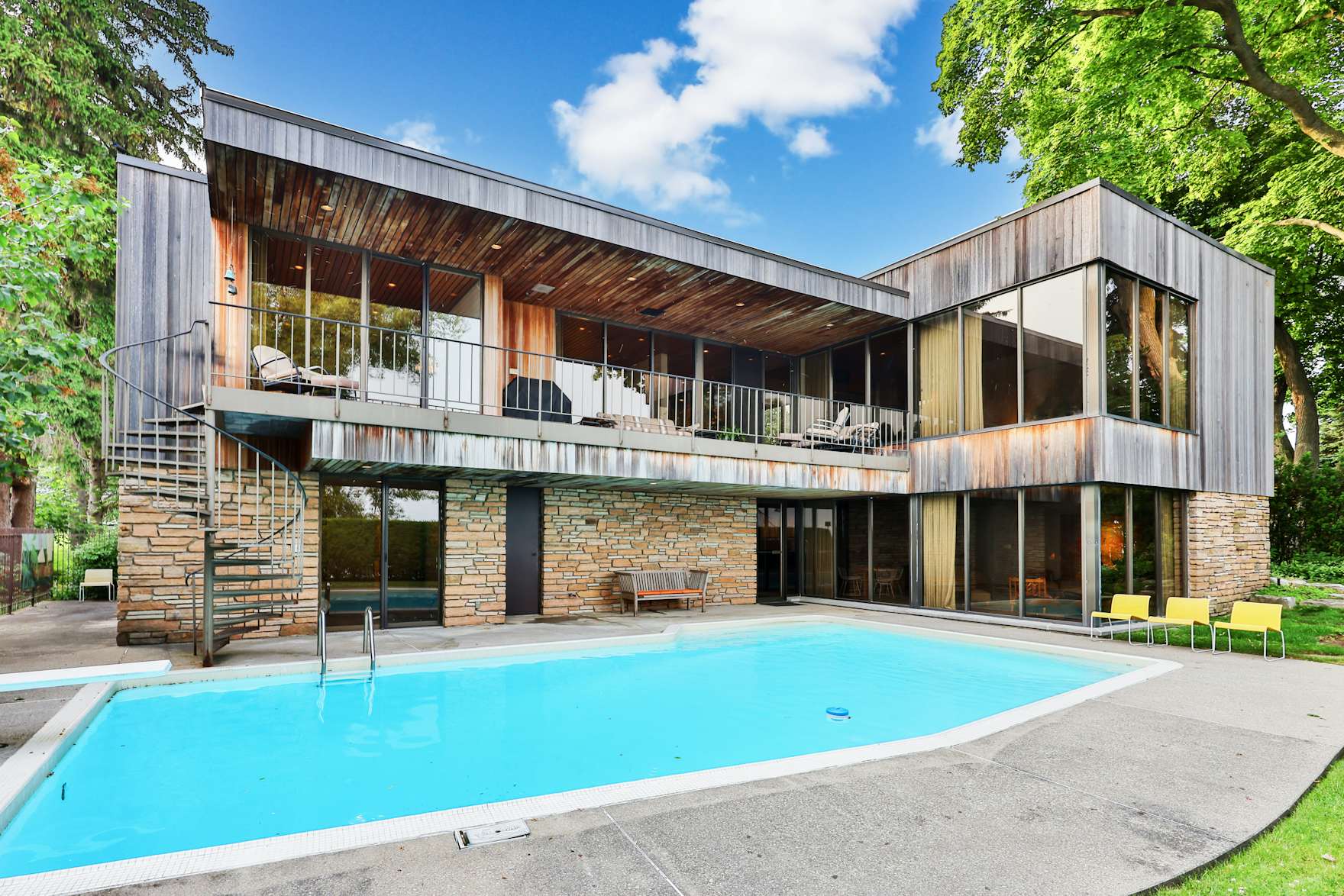 Photo 10 of 10 in One of Architect Joseph Storey’s Last Homes Just Hit ...