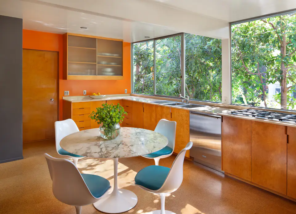 This 5m Midcentury By Robert Kennard Just Listed For The First Time In