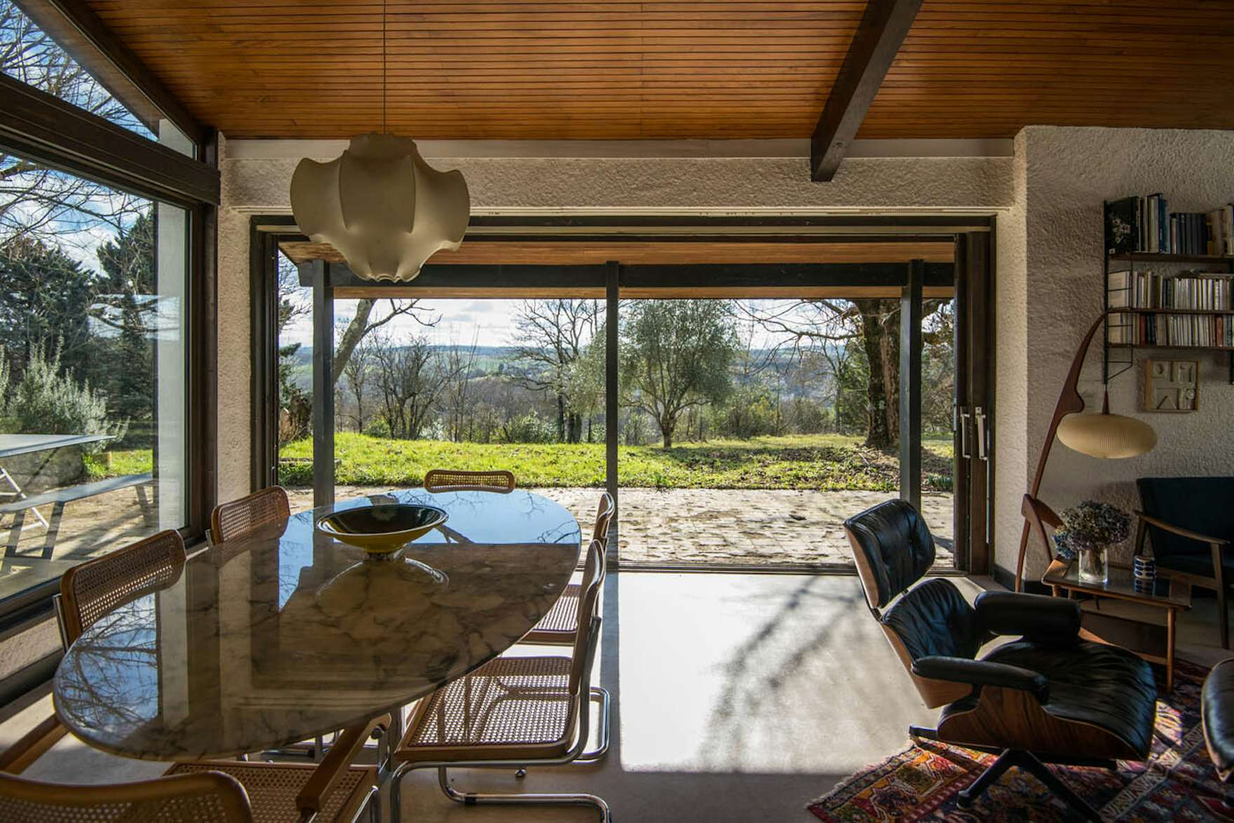 Photo 5 of 9 in In France, a Groovy ’70s Home by André Roux Hits the ...