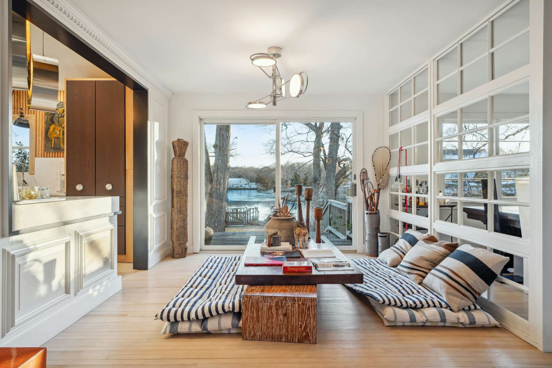 Photo 4 of 9 in In the Hamptons, a Waterfront Cottage Hits the Market ...