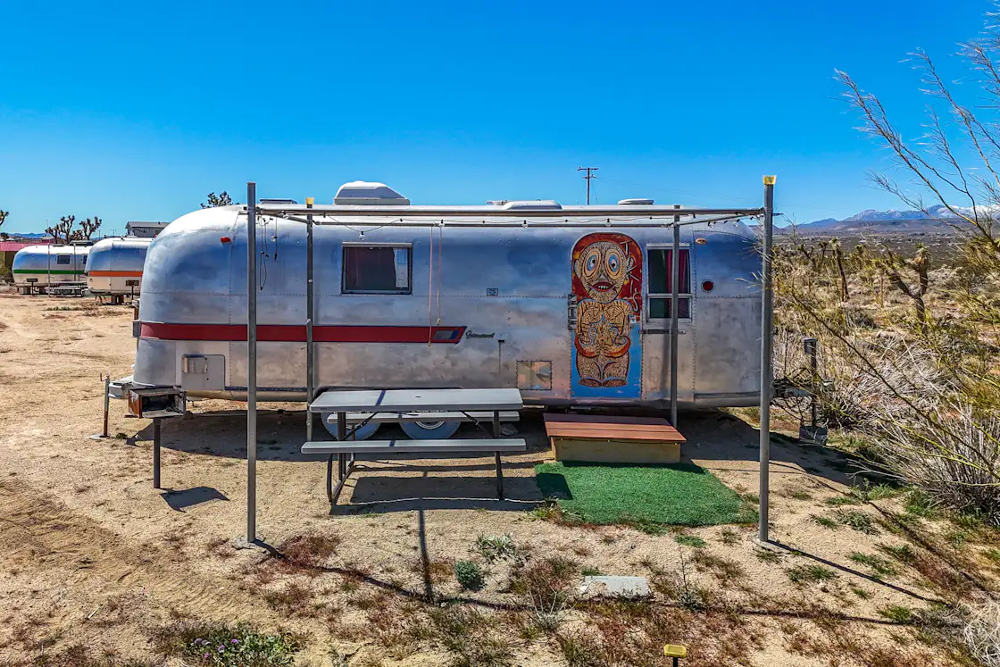 Photo 7 of 9 in B-52s Singer Kate Pierson Is Selling Her Groovy ...